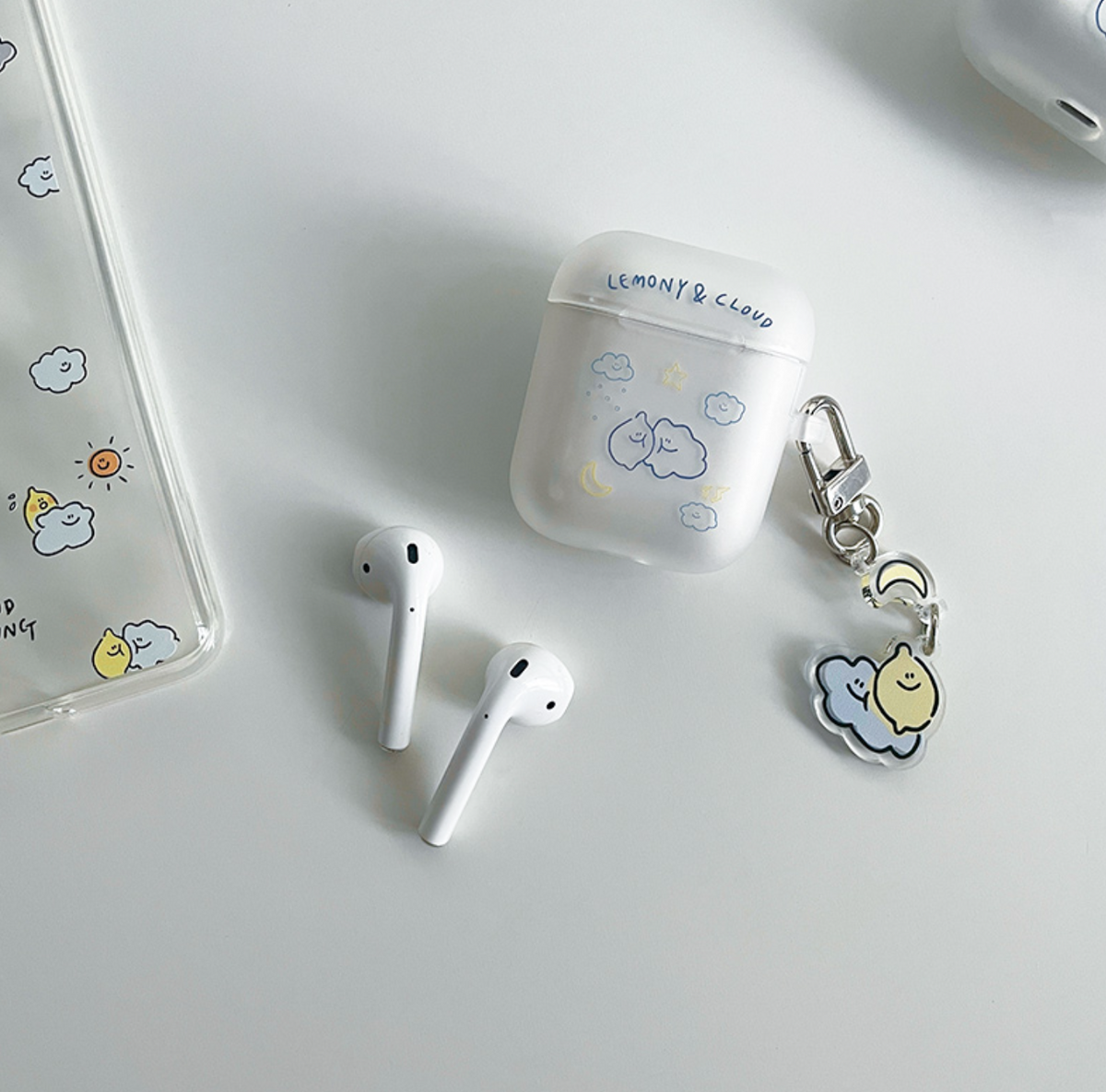 [second morning] Lemony & Cloud AirPods Case – Ohue