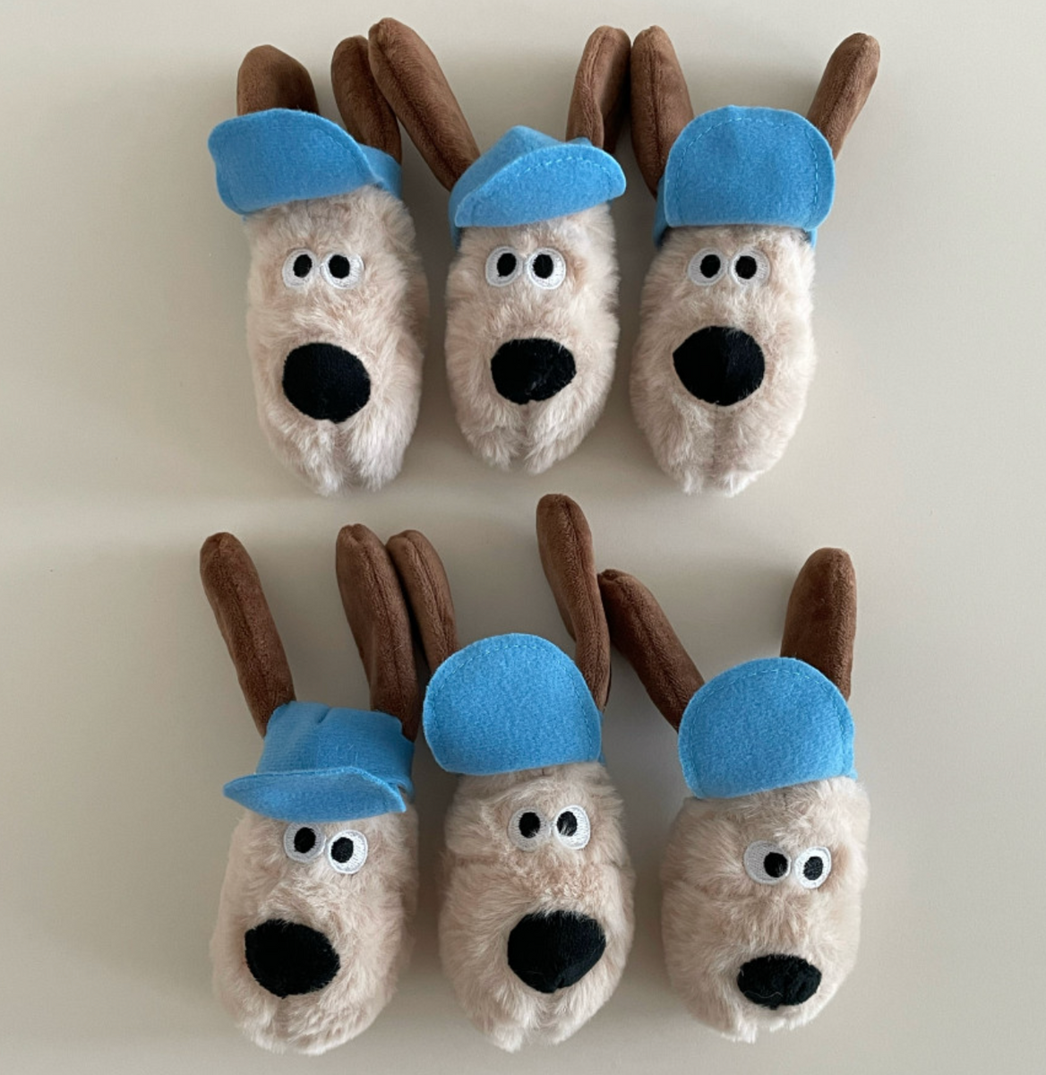 Blue Hat Gromit Doll Grip Tok – Ohue